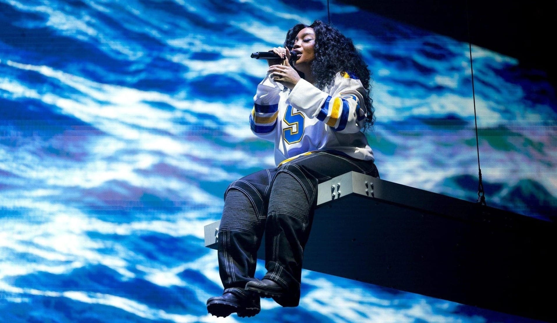 SZA says her new album will be out by the end of the year on Kai Cenat ...