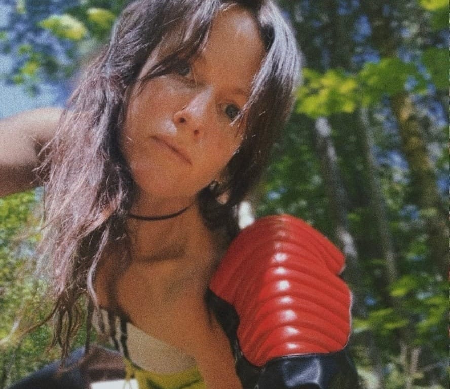 Kaitlyn Aurelia Smith announces new album 'GUSH', shares first single ...