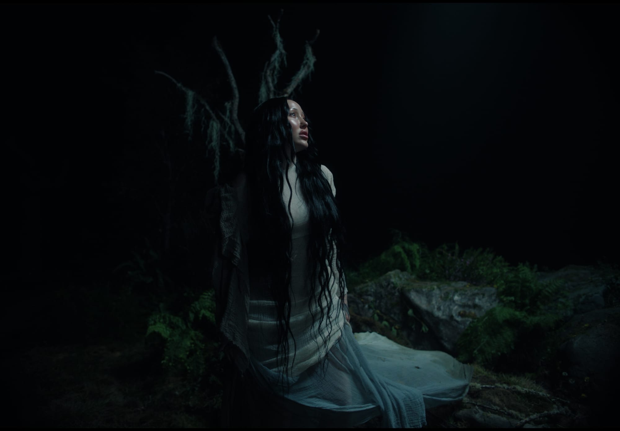Noah Cyrus collaborates with Fleet Foxes on new single "Don't Put It ...