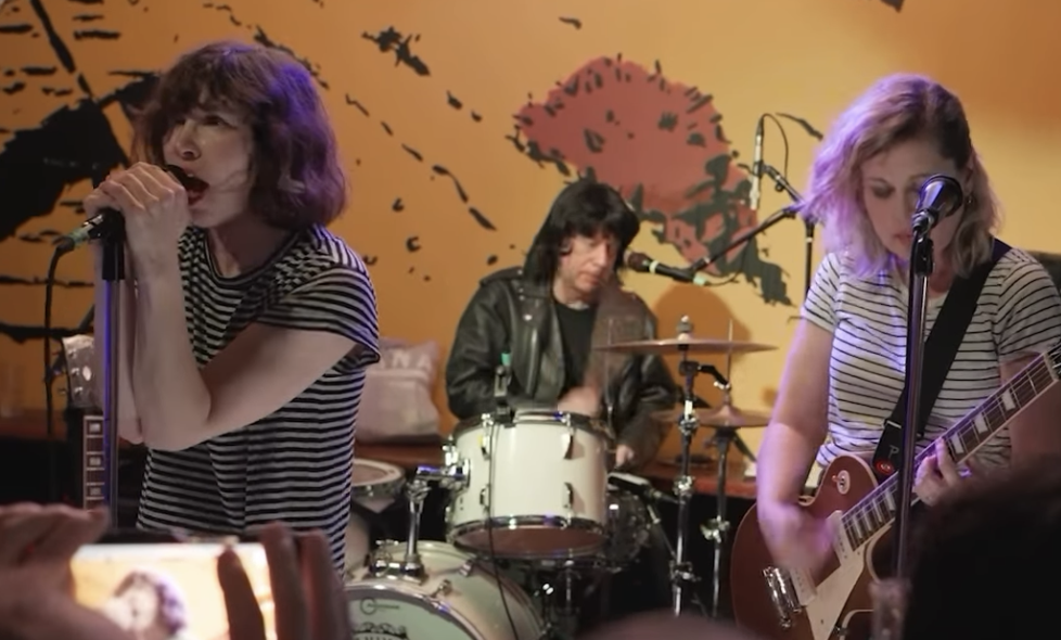 Sleater-Kinney start Ramones cover band