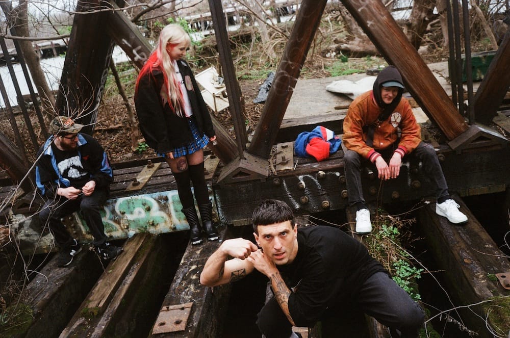 They Are Gutting A Body Of Water release new single "AMERICAN FOOD"